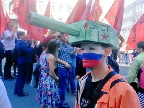 9 de mayo: Pobedobesie y Jingoismo, las fuentes del Putinismo – al Sur ...